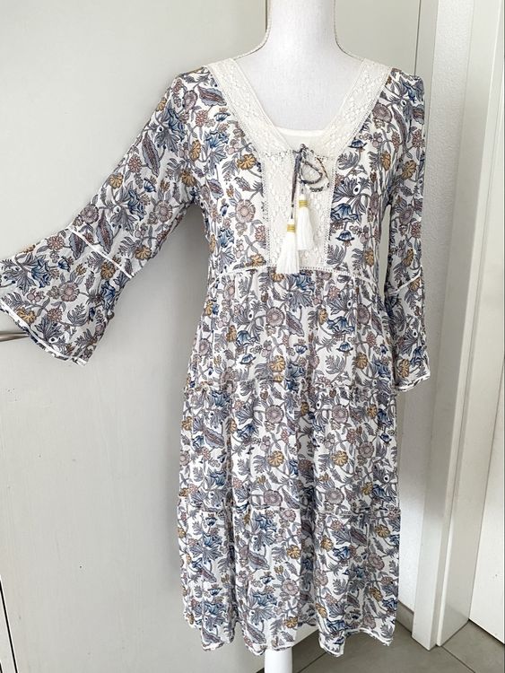 Wunderschönes Kleid von NILE, Gr. XS. Neu. Viskose. Midi (Neu und originalverpackt) in Siselen ...