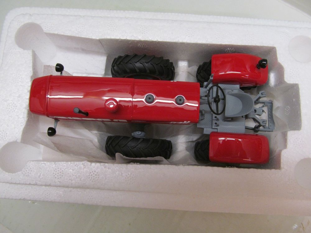 DUTRA D4K TRAKTOR RESIN 1:32 NEU | Kaufen auf Ricardo