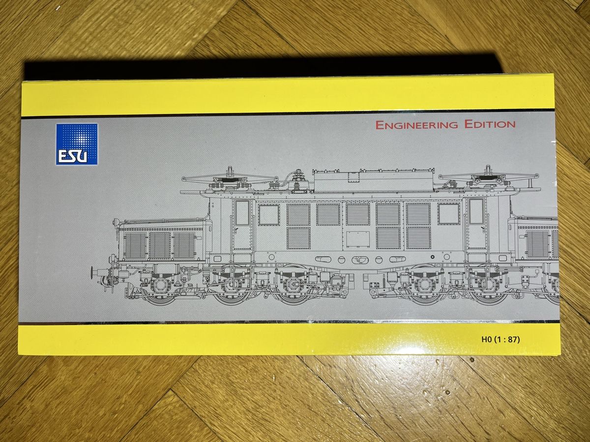 ESU H0 31121 E94 048 Flaschengrün DB Epoche III (Neu (gemäss ...