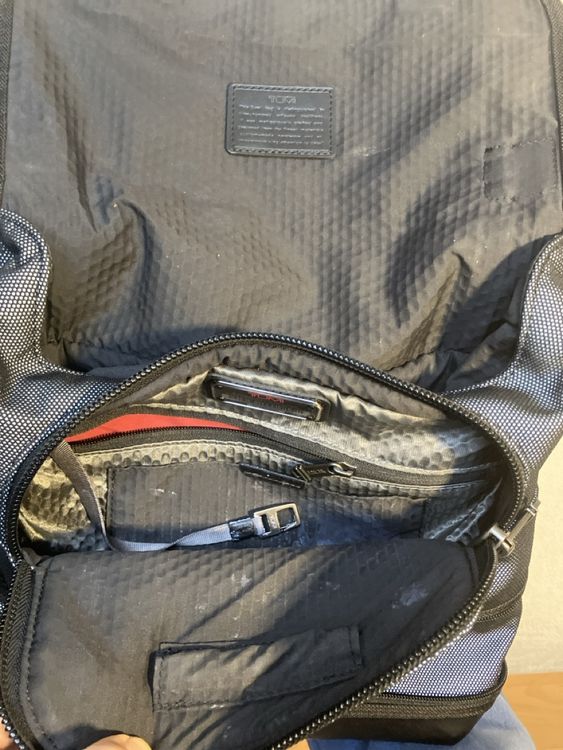 Tumi Alpha Bravo Beale Umhängetasche | Kaufen auf Ricardo