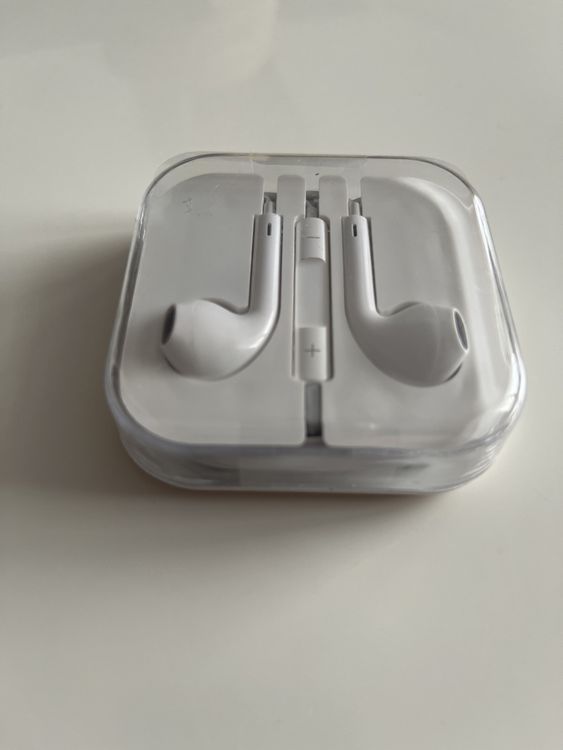 Apple IPhone 100% Original Headset NEW (Neu und originalverpackt) in ...