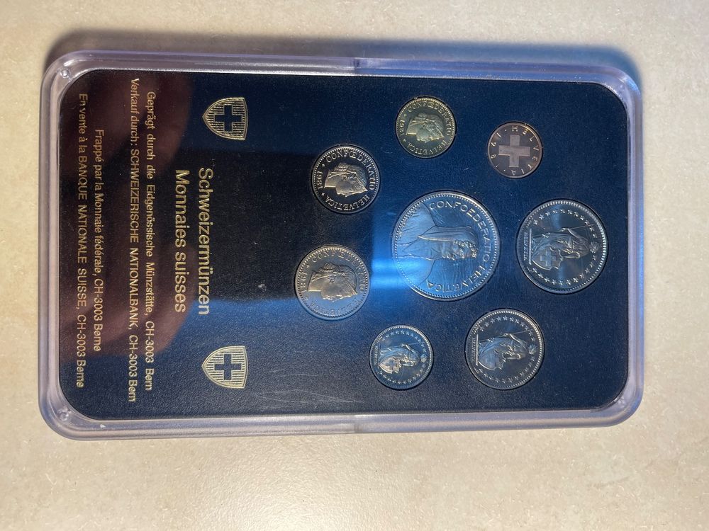 Münzen Satz (Neu und originalverpackt) in Büsserach für CHF 25 – mit Lieferung auf Ricardo kaufen