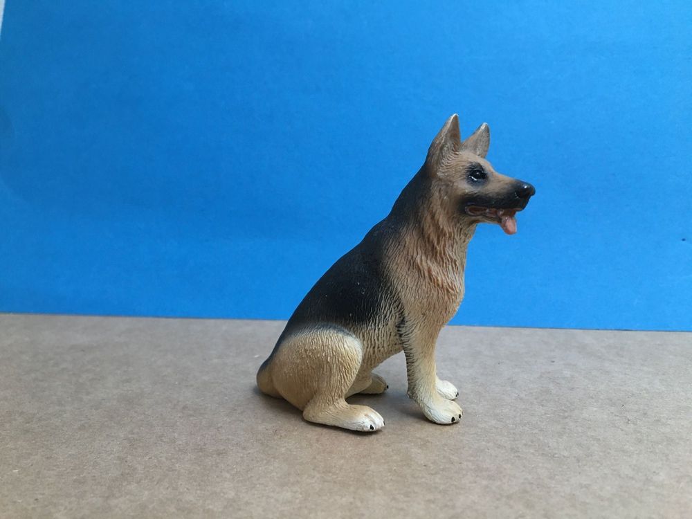 Schleich Schäferhund Rüde, sitzend Hund (Gebraucht) in Ennetbaden für CHF 10 – mit Lieferung auf ...