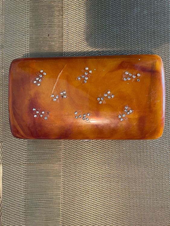 1950s vintage Lucite Clutch Purse with bees and rhinestones (Gebraucht ...