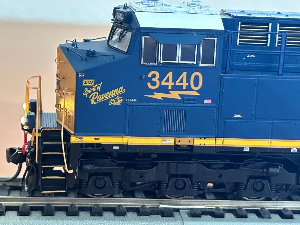 SCALE TRAIN, ET44AH CSX 3440 | Kaufen auf Ricardo