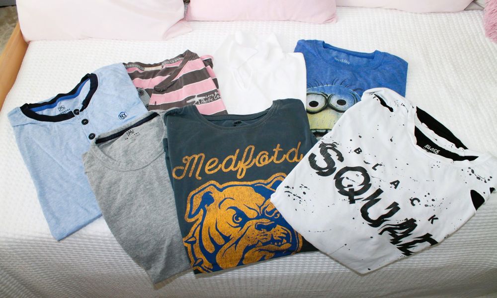 Kleiderpaket 7x Shirts Black Squad Minions | Kaufen auf Ricardo