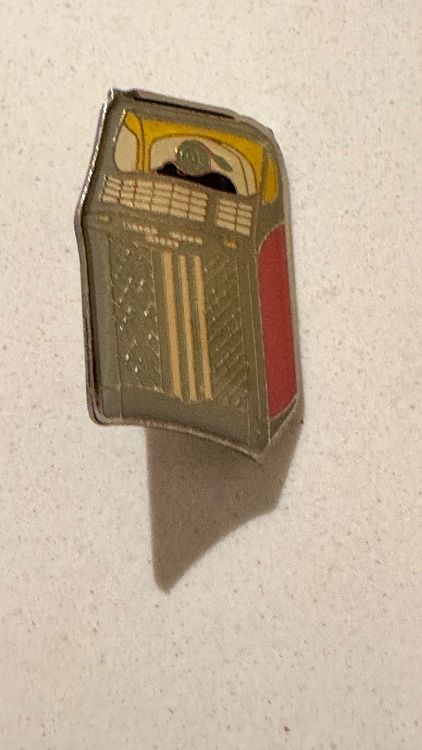 Jukebox Pin + | Kaufen auf Ricardo