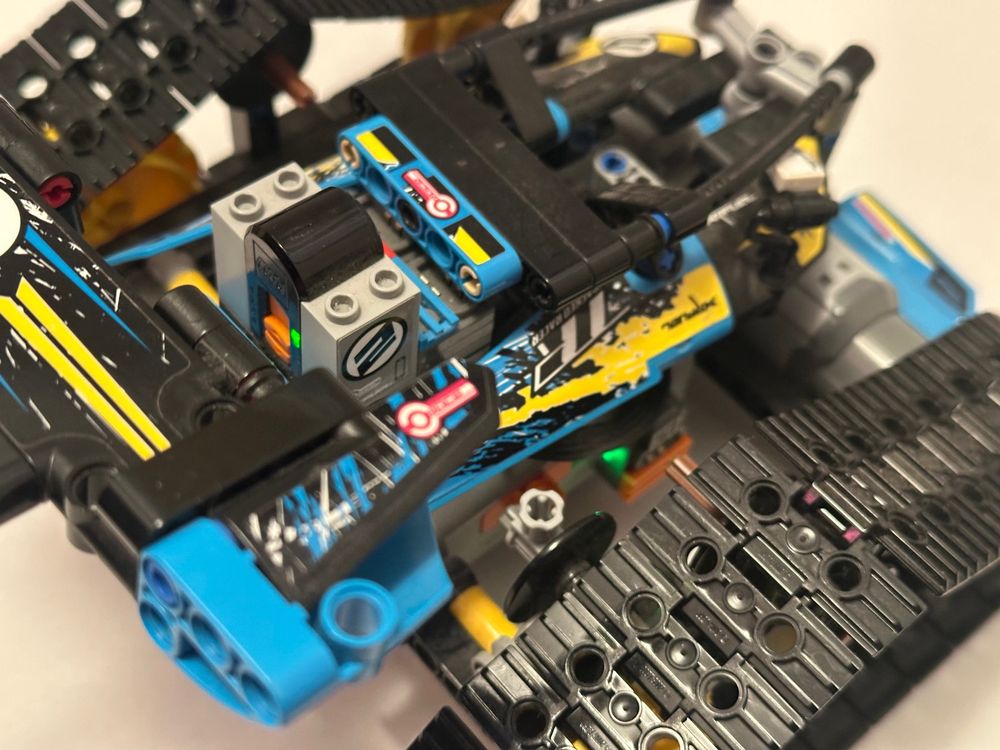 LEGO Technic 42095 Stunt Racer INCOMPLET 2019 (Gebraucht) in ...