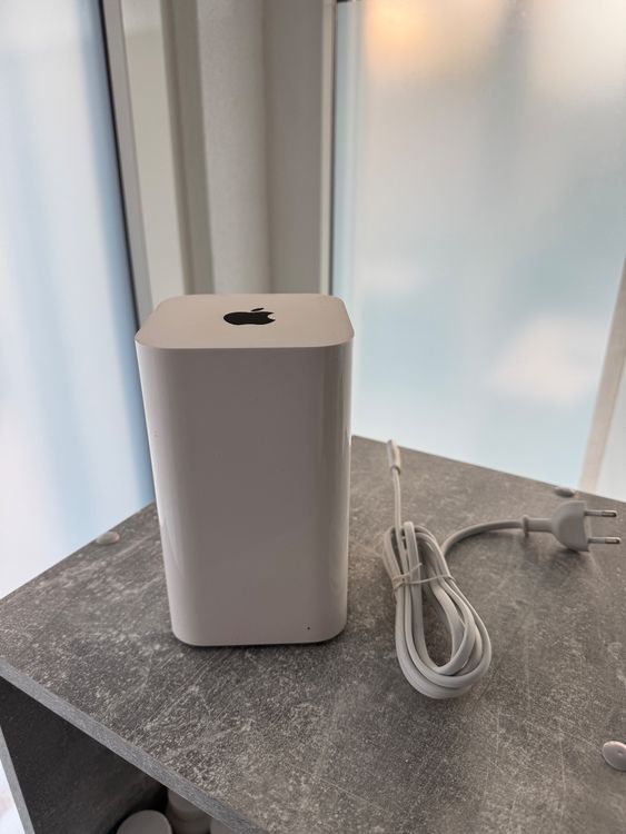 Apple AirPort Time Capsule Router (2TB) (Gebraucht) in Steinen für CHF ...