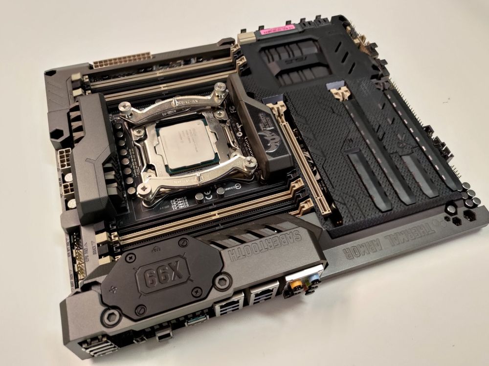 Asus Mainboard Sabertooth X99 (Gebraucht) in Ostermundigen für CHF 94 ...