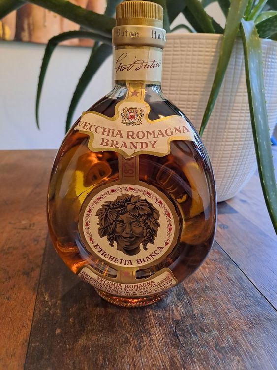 Vecchia Romagna Brandy Etichetta Bianca 700ml Vintage | Kaufen auf Ricardo