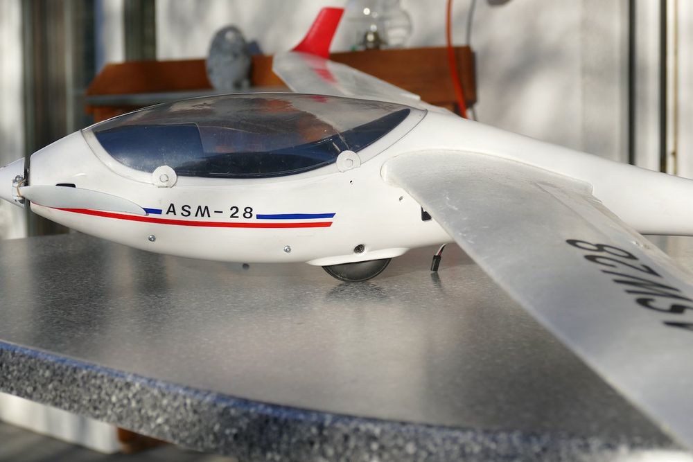 ASW-28 von FlyFly (Neu (gemäss Beschreibung)) in Zofingen für CHF 101 ...