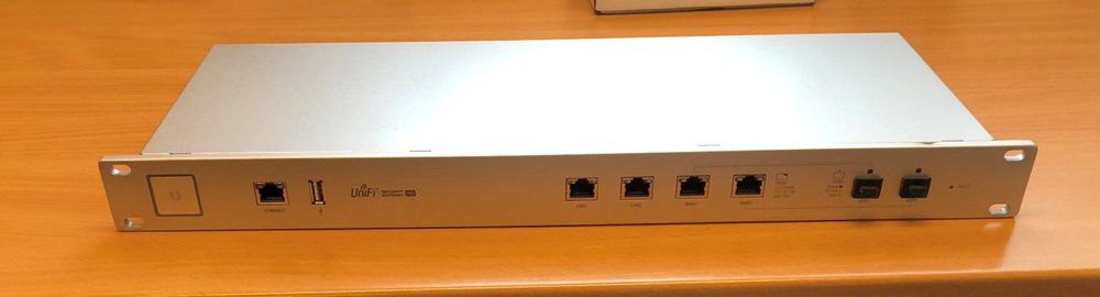 VPN-Router UniFi Security Gateway | Kaufen auf Ricardo