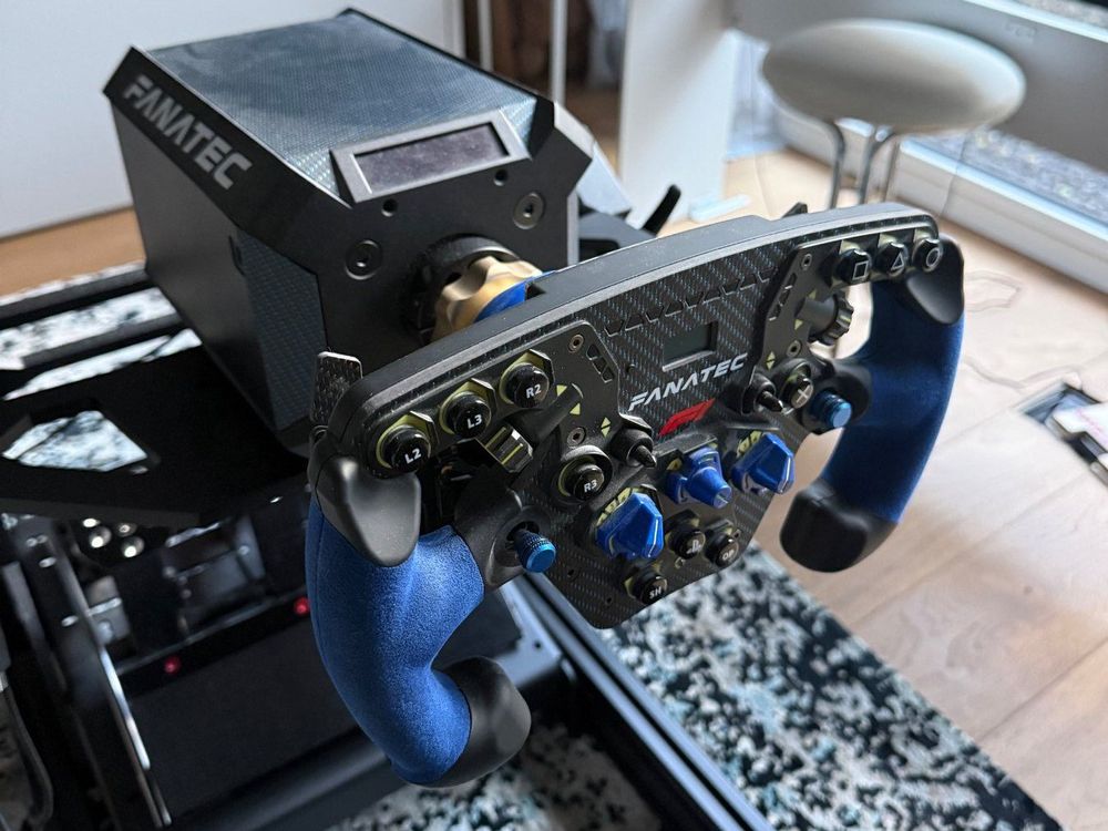 Fanatec Podium Racing Wheel F1 PC & PS4/PS5 (Gebraucht) in Kilchberg ZH ...