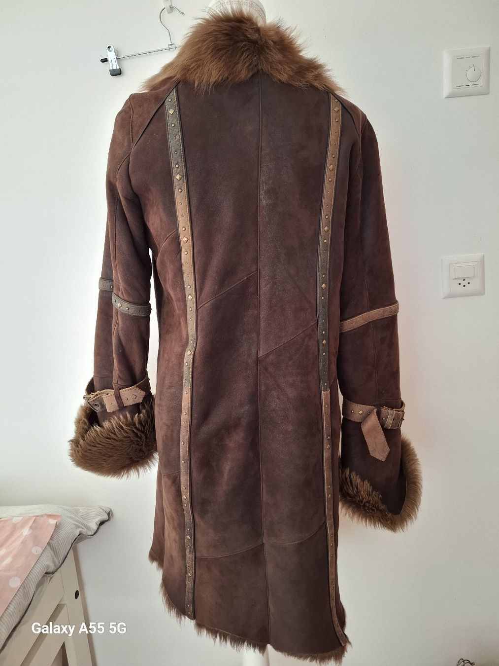 Manteau d'hiver Zapa en peau de mouton, taille 38 🔥 (D'occasion) à ...