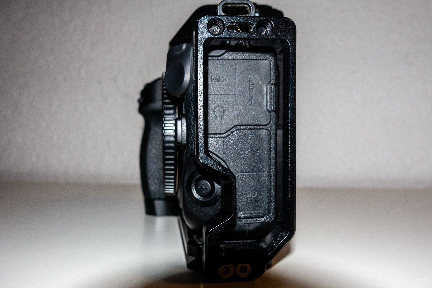 Nikon Z8 mit SmallRig L-Winkel – Top Zustand (Gebraucht) in ...