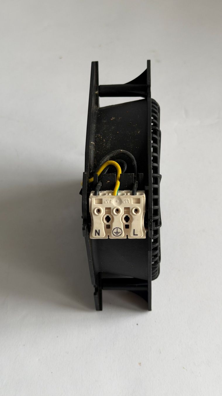 Ventilator Papst DV 4650-470 (230V / 18W) (Gebraucht) in Huttwil für ...