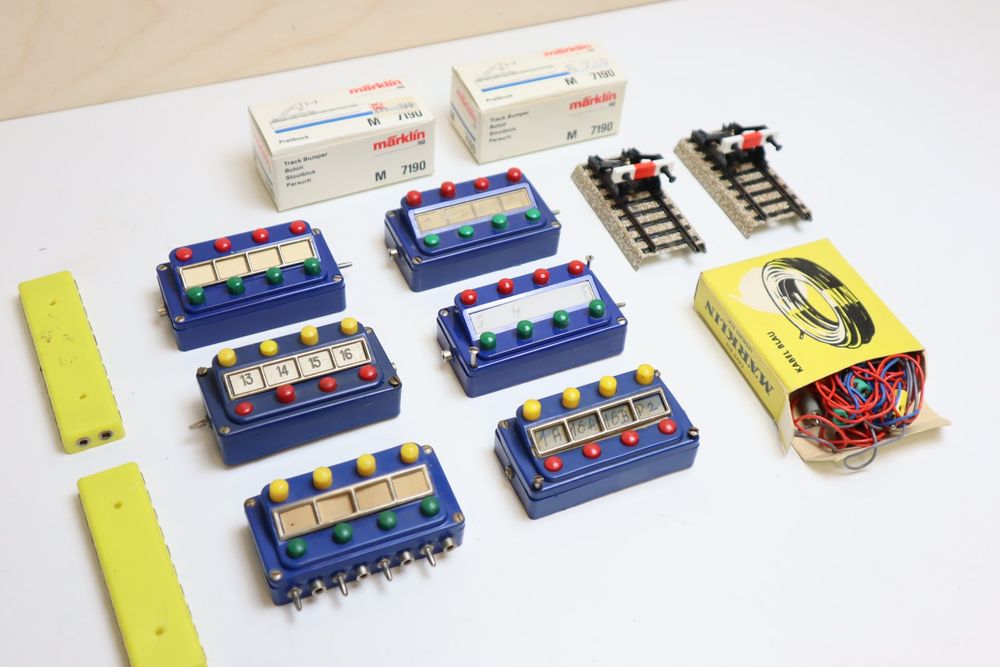 Märklin 8 x Stellpult & mehr 7211/10/72 (Gebraucht) in Winterthur für ...