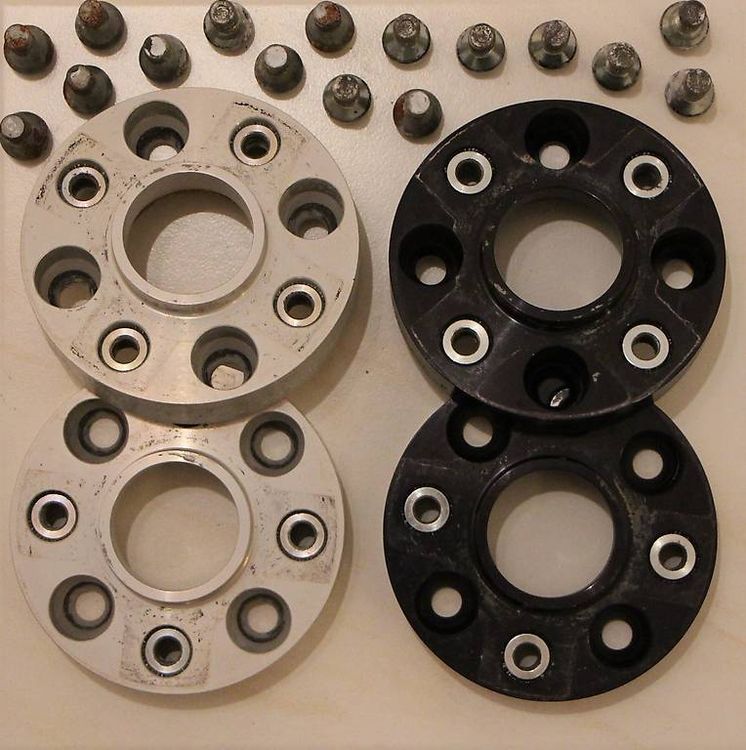 Spurverbreiterungsplatten (Gebraucht) in Rüdtligen für CHF 100 – mit ...