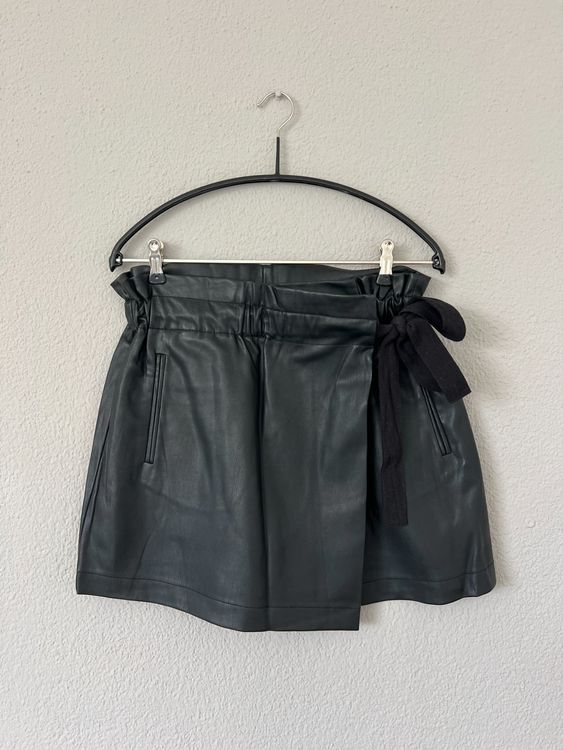 ZARA Leather Shorts/Jupe, Size S (Gebraucht) in Muri b. Bern für CHF 18 ...