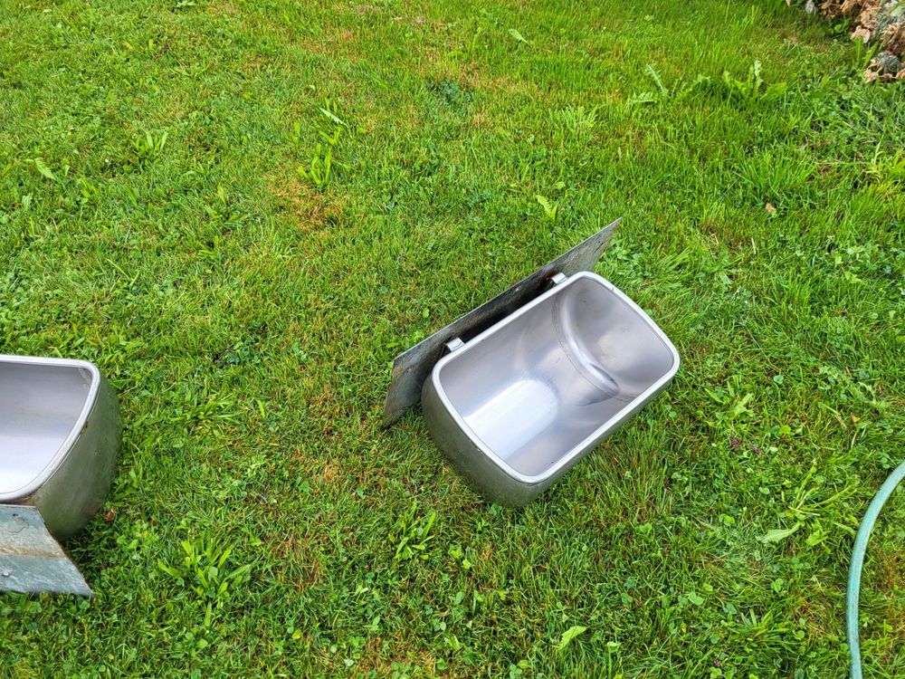 Pferde futter trog 2 mal | Kaufen auf Ricardo