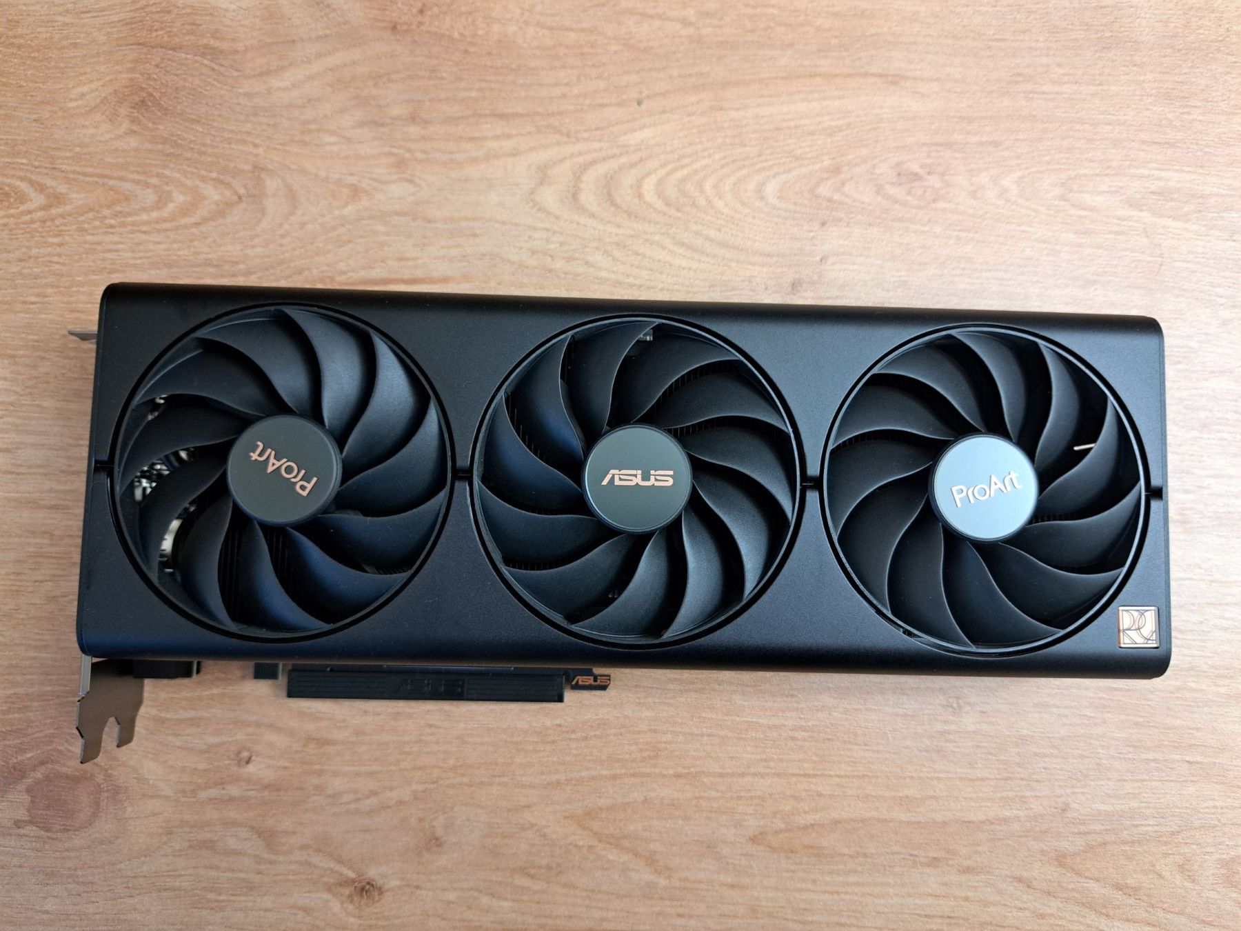 NVIDIA ProArt GeForce RTX™ 4060 Ti OC Edition 16GB (Gebraucht) in ...