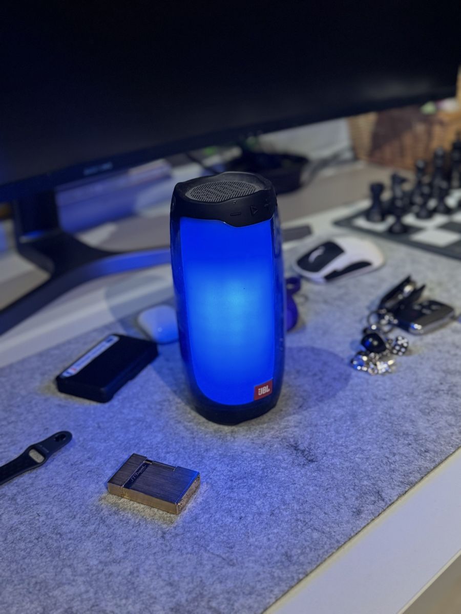 JBL Pulse 4 - Wireless Bluetooth Speaker - Great Sound! (Gebraucht) in ...