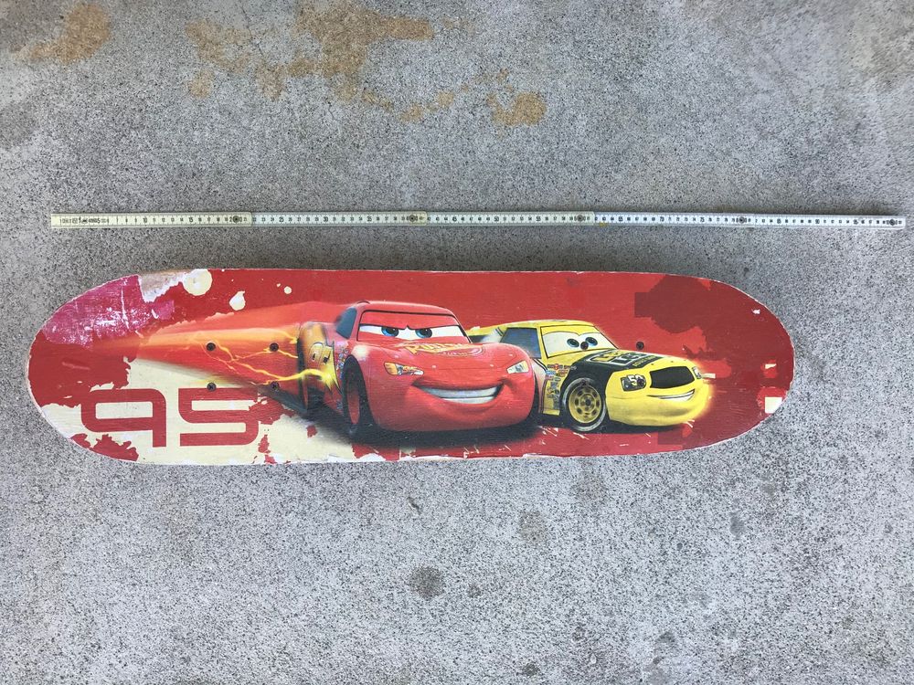 Skateboard / Rollbrett McQueen (Gebraucht) in Unterlunkhofen für CHF 1 ...