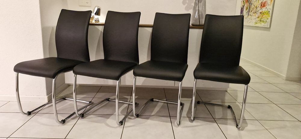 4 Freischwinger Stühle (Gebraucht) in Oftringen für CHF 50 – nur Abholung auf Ricardo kaufen