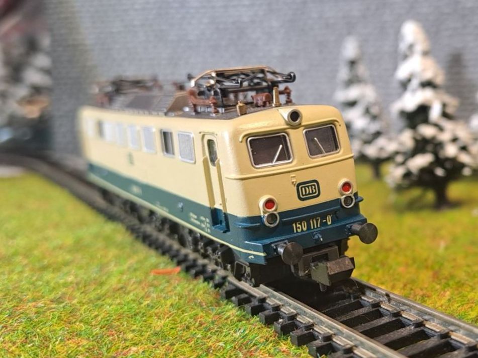 Spur N Rarität! Roco BR 150 DB Elektrolokomotive (Gebraucht) in Regensdorf für CHF 46 – mit ...