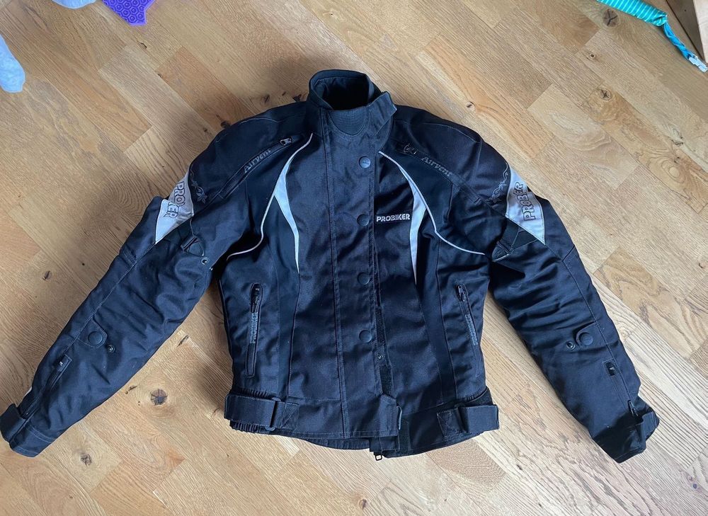 Motorradjacke und Hose PROBIKER ,,S“ (Gebraucht) in Fidaz für CHF 100 ...