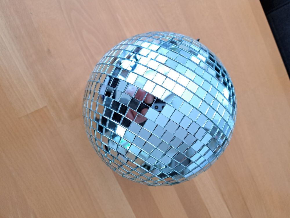 Discokugel 20 cm mit Motor | Kaufen auf Ricardo