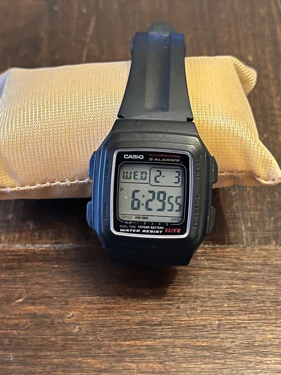 Casio watch (Gebraucht) in Chiasso für CHF 12.5 – mit Lieferung auf ...