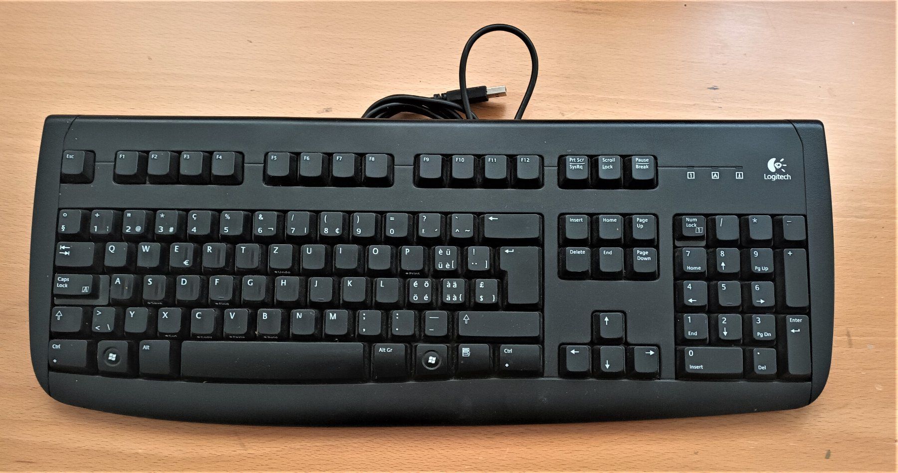 Logitech de Luxe 250 Tastatur Schwarz USB Kabelgebunden PC (Gebraucht ...