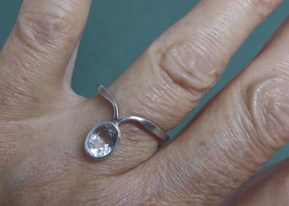 Ring 925 Silber mit hellem, farblosem Turmalin aus Finnland (Gebraucht ...