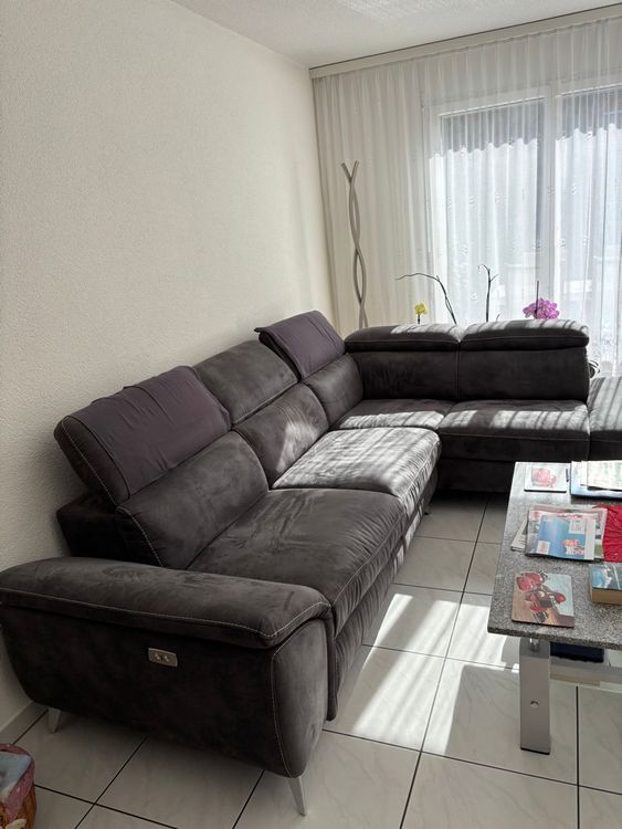 Ecksofa mit Relax Funktion (Neu (gemäss Beschreibung)) in Flamatt für CHF 330 – nur Abholung auf ...