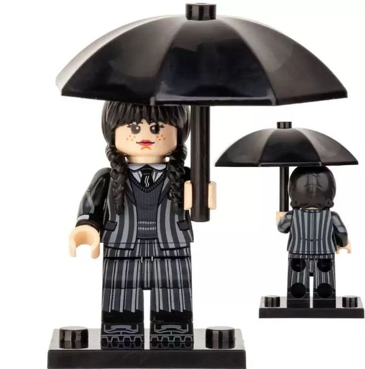Wednesday Addams minifigure mit Thing (Neu und originalverpackt) in ...