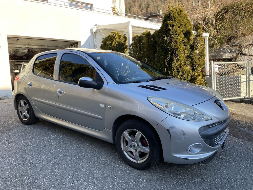 Peugeot 206+ 1.4i (Gebraucht) in Chur für CHF 1111 – nur Abholung auf Ricardo kaufen