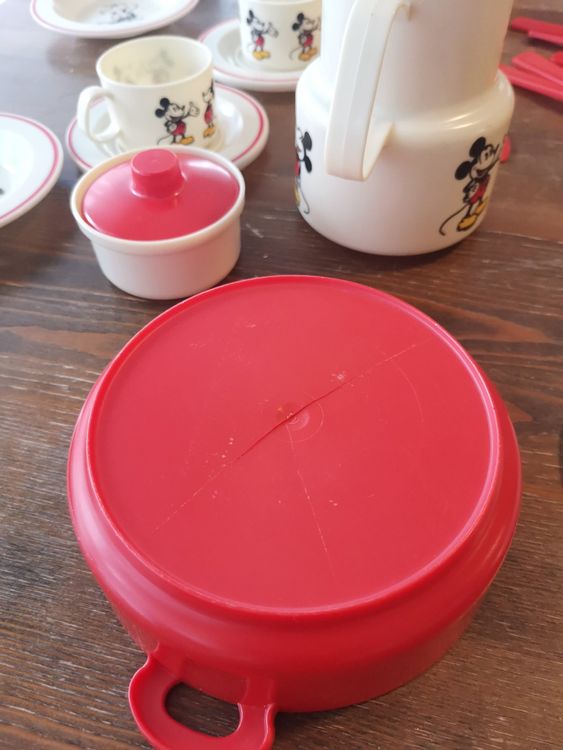 Walt Disney Plastic Picnic set Vintage Mickey mouse (Gebraucht) in ...