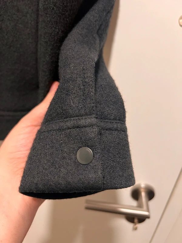 Coole Jacket von COS (Gebraucht) in Basel für CHF 45 – mit Lieferung ...