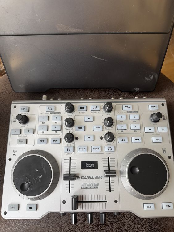 Hercules DJ Console MK4 - Parfait état (Gebraucht) in Troinex für CHF ...