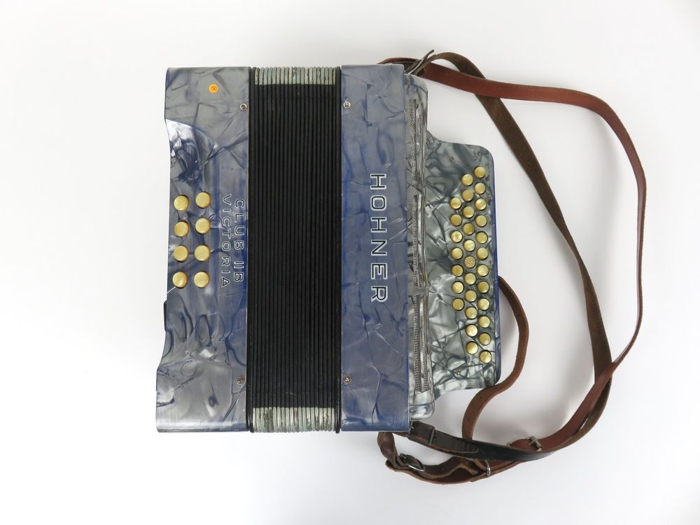 Akkordeon Hohner Club II B VICTORIA (Gebraucht) in Urtenen-Schönbühl ...