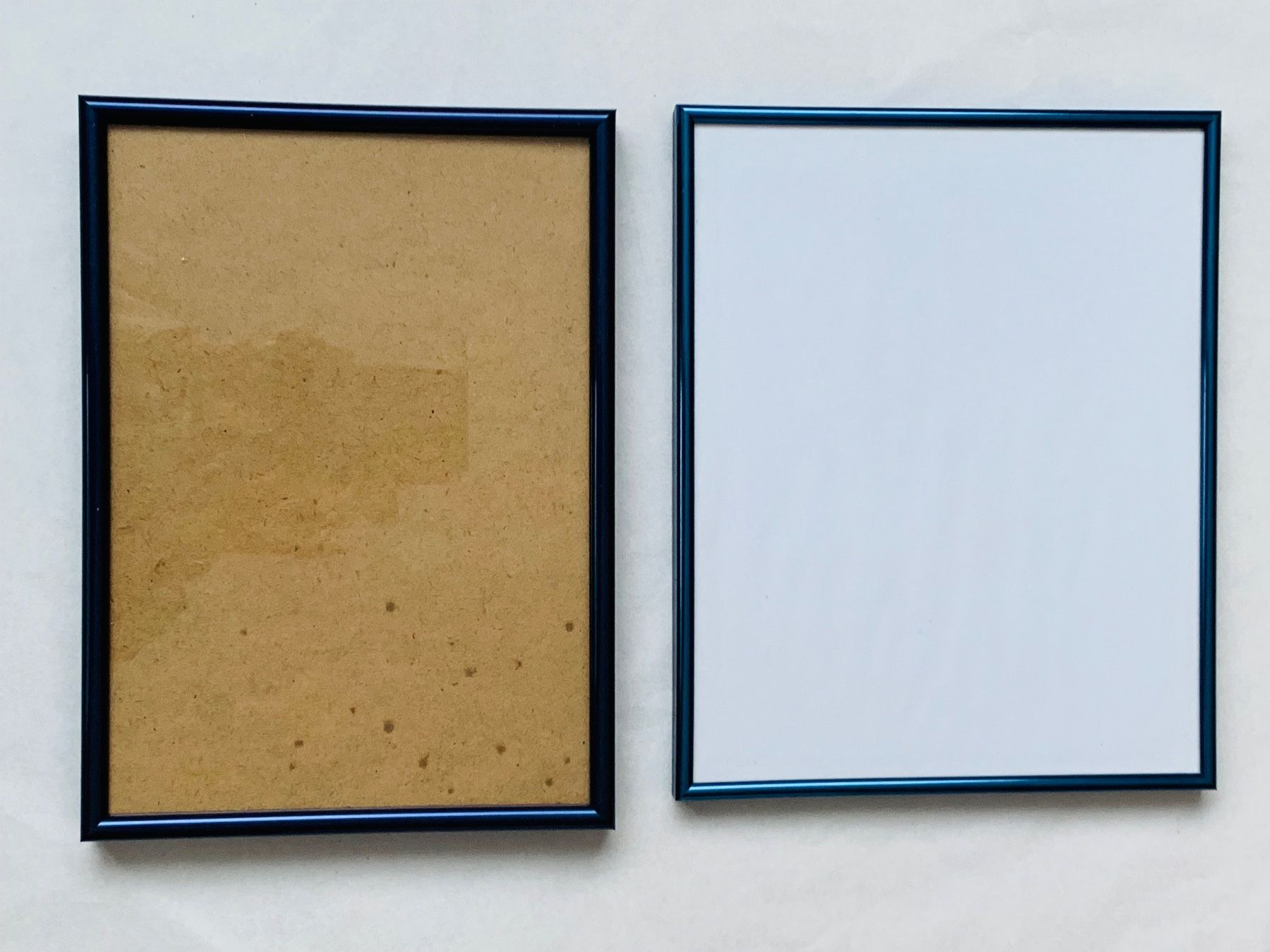 Rahmen, A4, blau und petrol, 2 Stk. - Top Zustand (Gebraucht) in ...