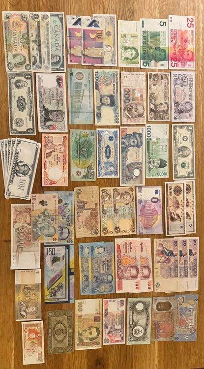 Lot Banknoten Welt und Europa D (Gebraucht) in Ebikon für CHF 103 – mit ...