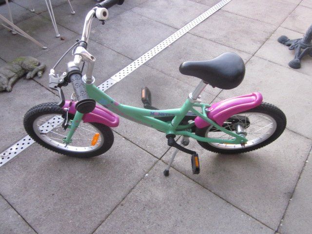 Kindervelo 16 Zoll mit Stützräder | Kaufen auf Ricardo