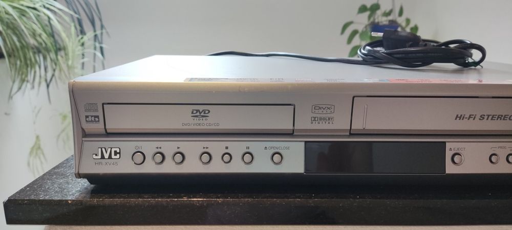 DVD & VHS-Videorecorder Combi HR-XV45 von JVC (Gebraucht) in Schongau ...