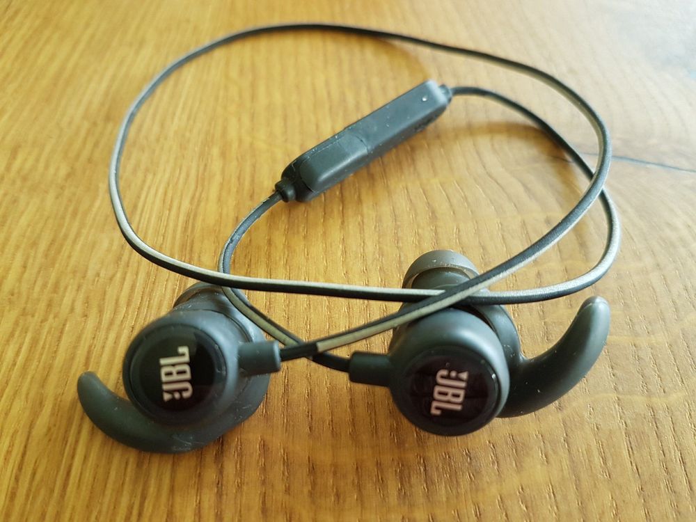 JBL Reflect Mini BT in ear Kopfhörer (Gebraucht) in Steffisburg für CHF ...