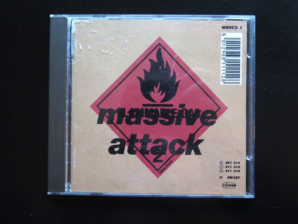 (p) CD MASSIVE ATTACK: Blue lines, 1991 | Kaufen auf Ricardo