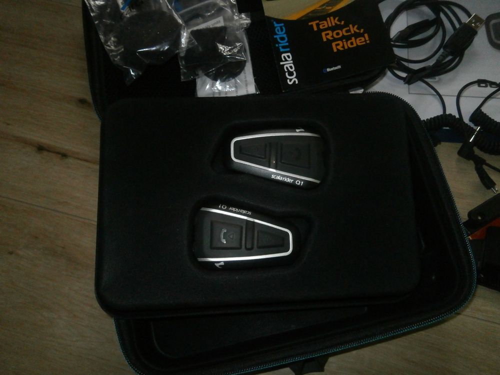 Gegensprechanlage Cardo Scala Rider Q1 Teamset (Gebraucht) in Menznau ...