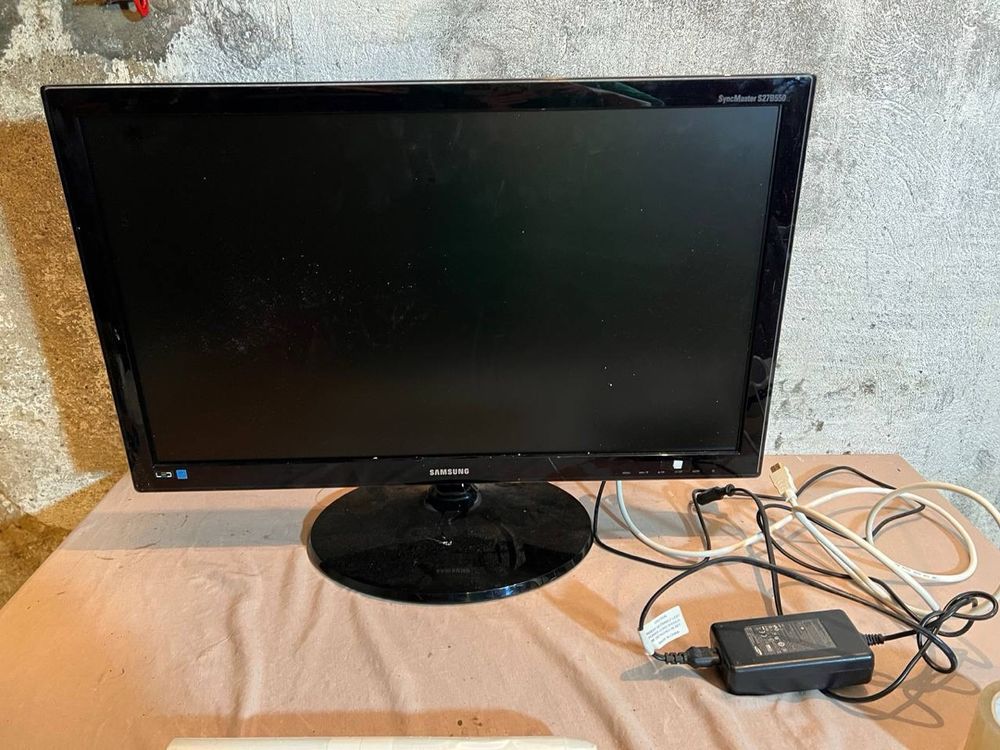 Samsung SyncMaster S27B550 Bildschirm (112) (Gebraucht) in Illnau ...